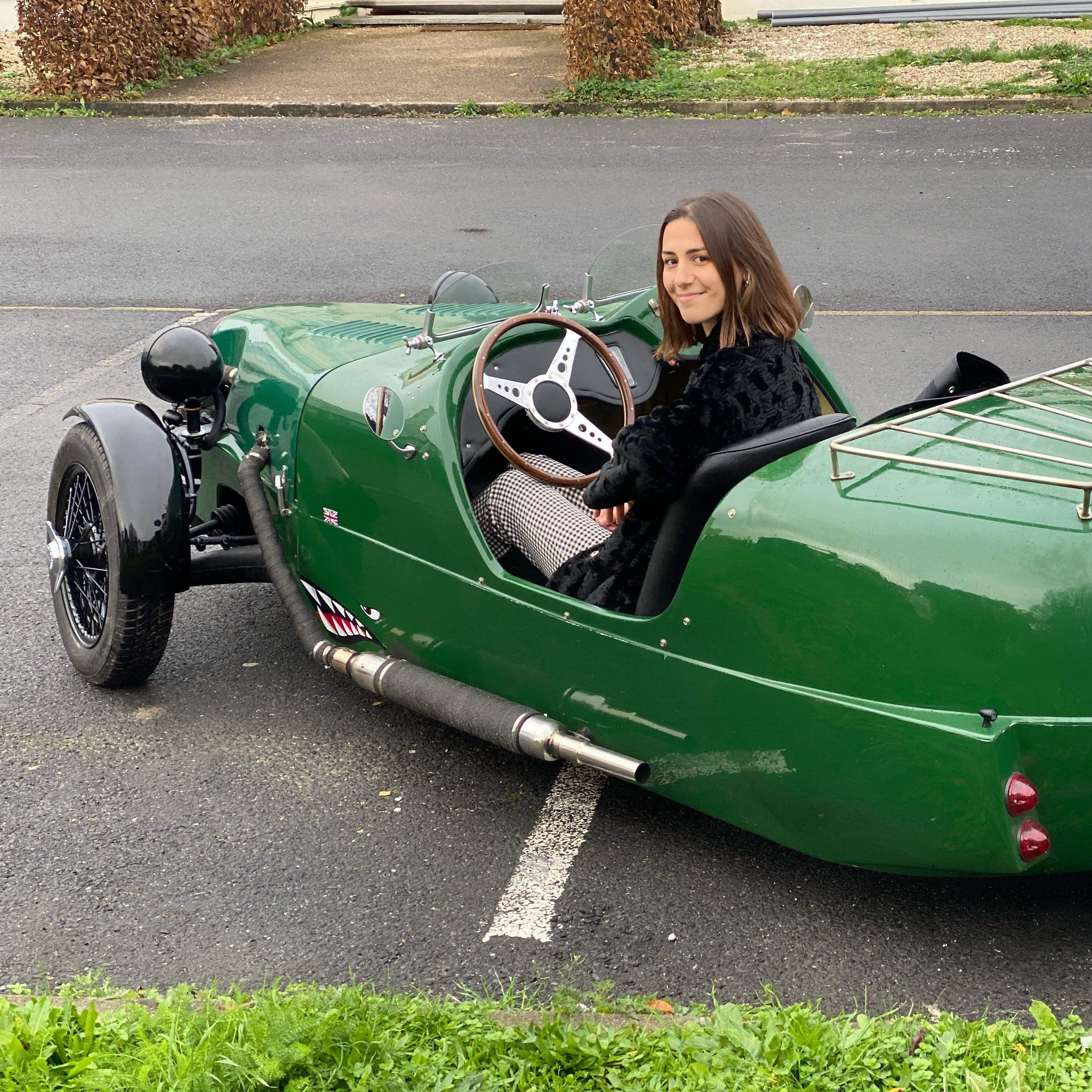 Experience driving Historic Classic Cars – blueclassics
